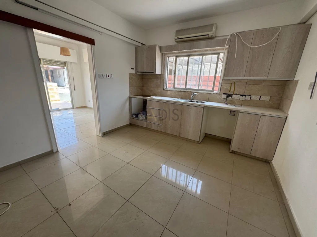 3 Bedroom House for Rent in Nicosia District €850 - INDEX.cy